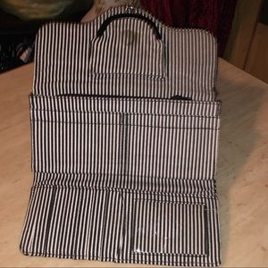 thirty-one | Bags | Thirtyone Wallet | Poshmark